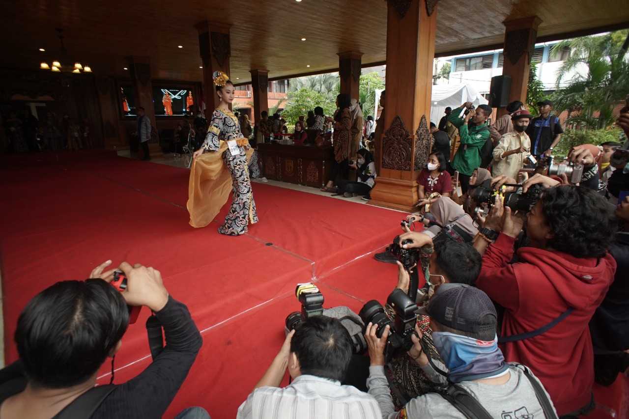 Gema Media | Penjurian MBF 2022, Jadi Moment Hunting Foto Peserta Lomba ...