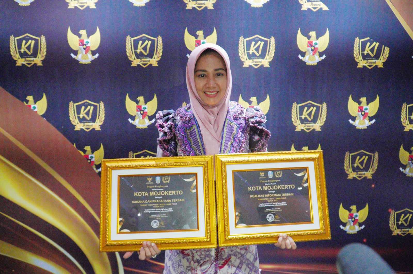 Gema Media | KI Award 2023: Kota Mojokerto Raih Penghargaan Terbanyak Bidang Ketebukaan ...