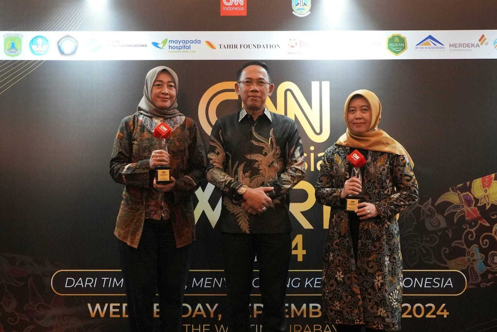Gema Media | Pemkot Mojokerto Sabet Dua Penghargaan di CNN Indonesia Award 2024. Mas Pj : Jadi ...