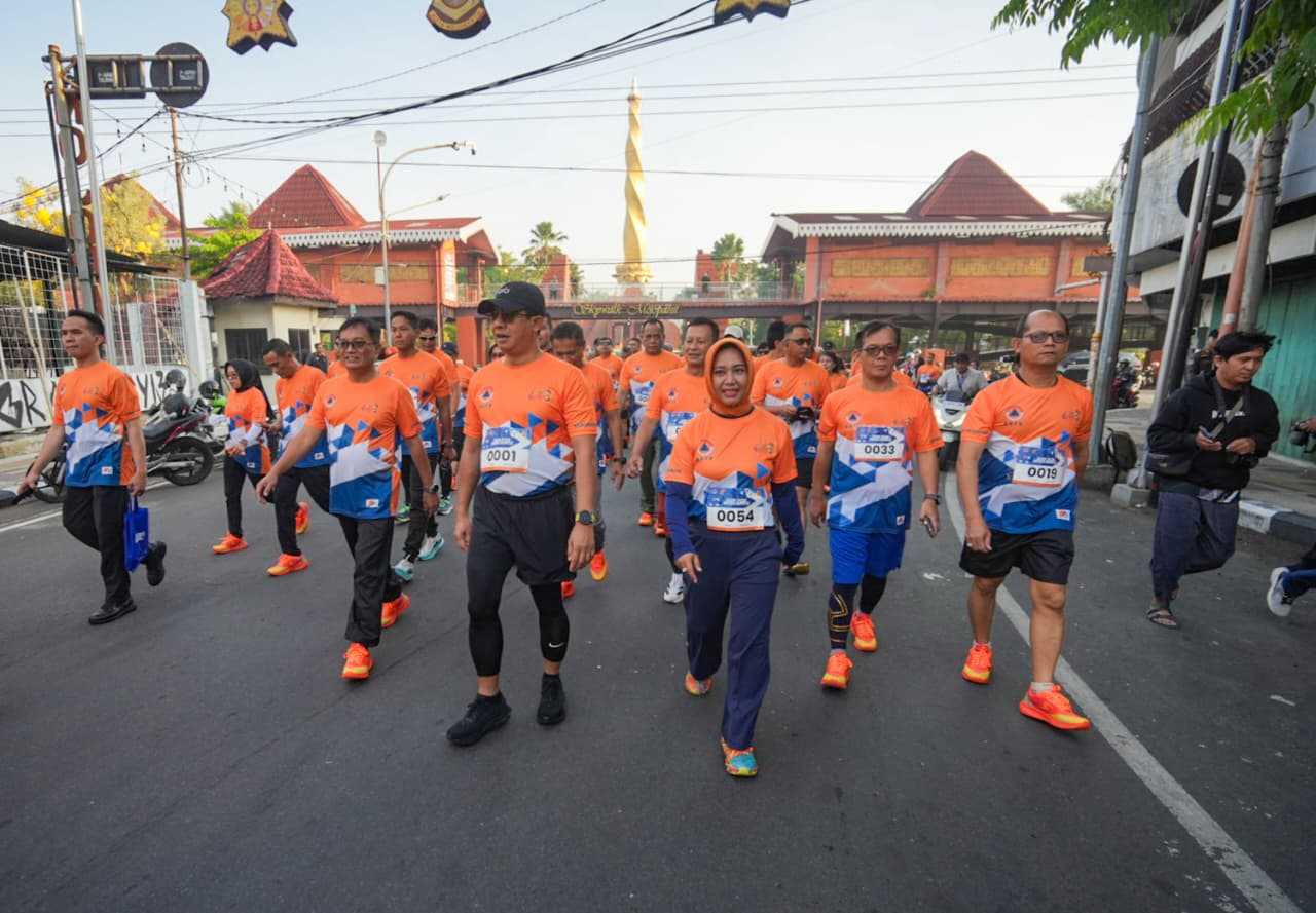 Gema Media | Ribuan Peserta Dari Berbagai Daerah Meriahkan Fun Run Bulan PRB 2025 di Kota Mojokerto